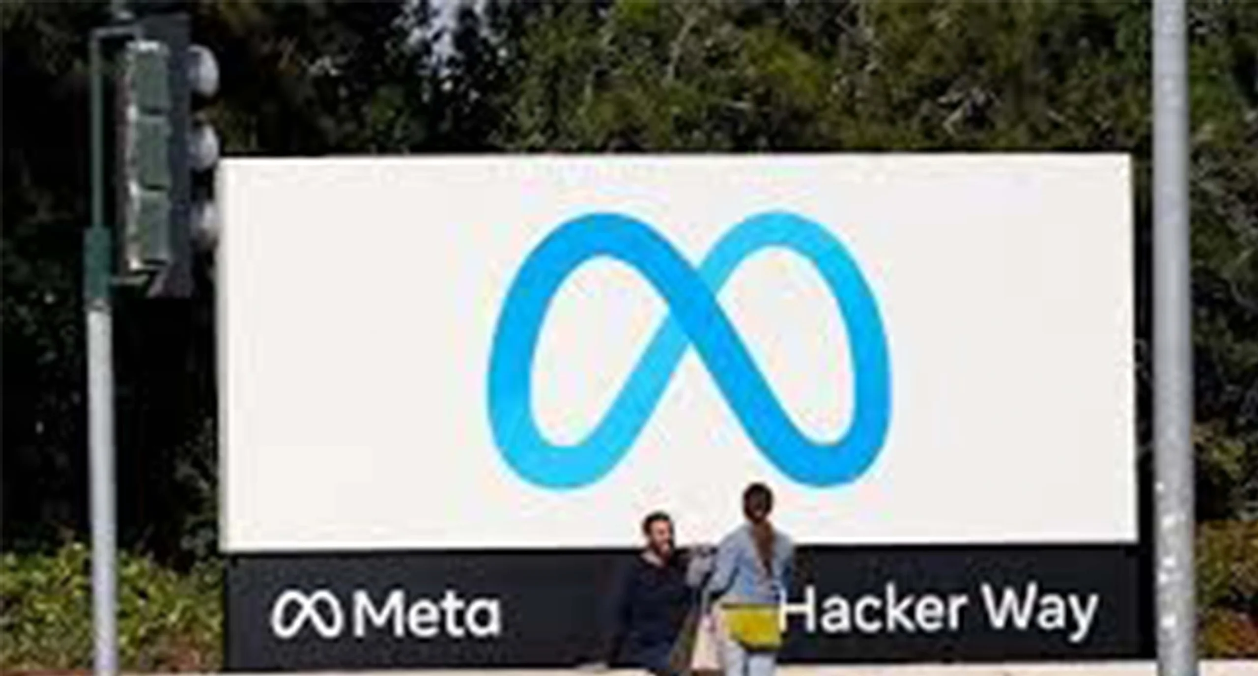 Meta Community Notes launch - Genuine Gaze